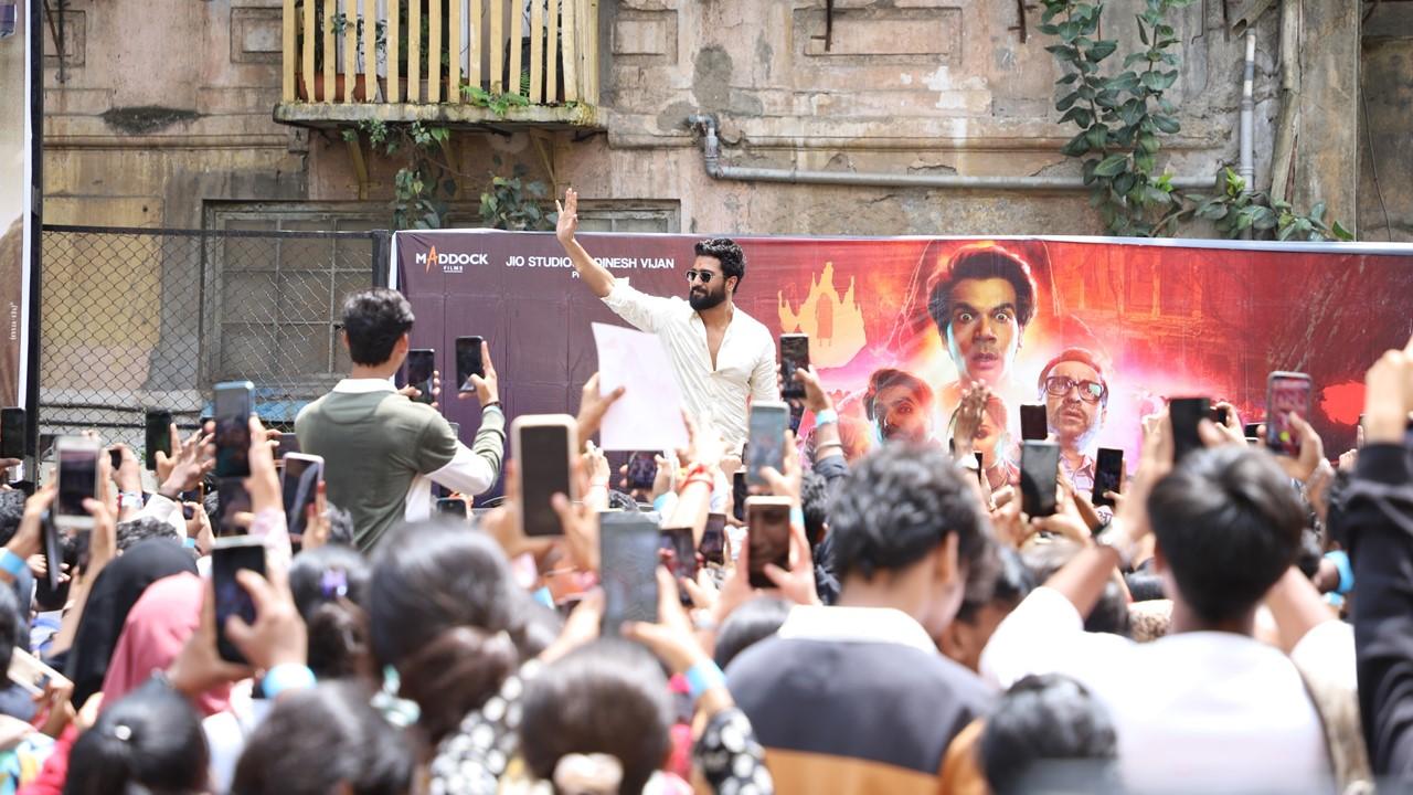 Vicky Kaushal Unveils his first look of Chhaawa At Chitra Theatre Dadar ...